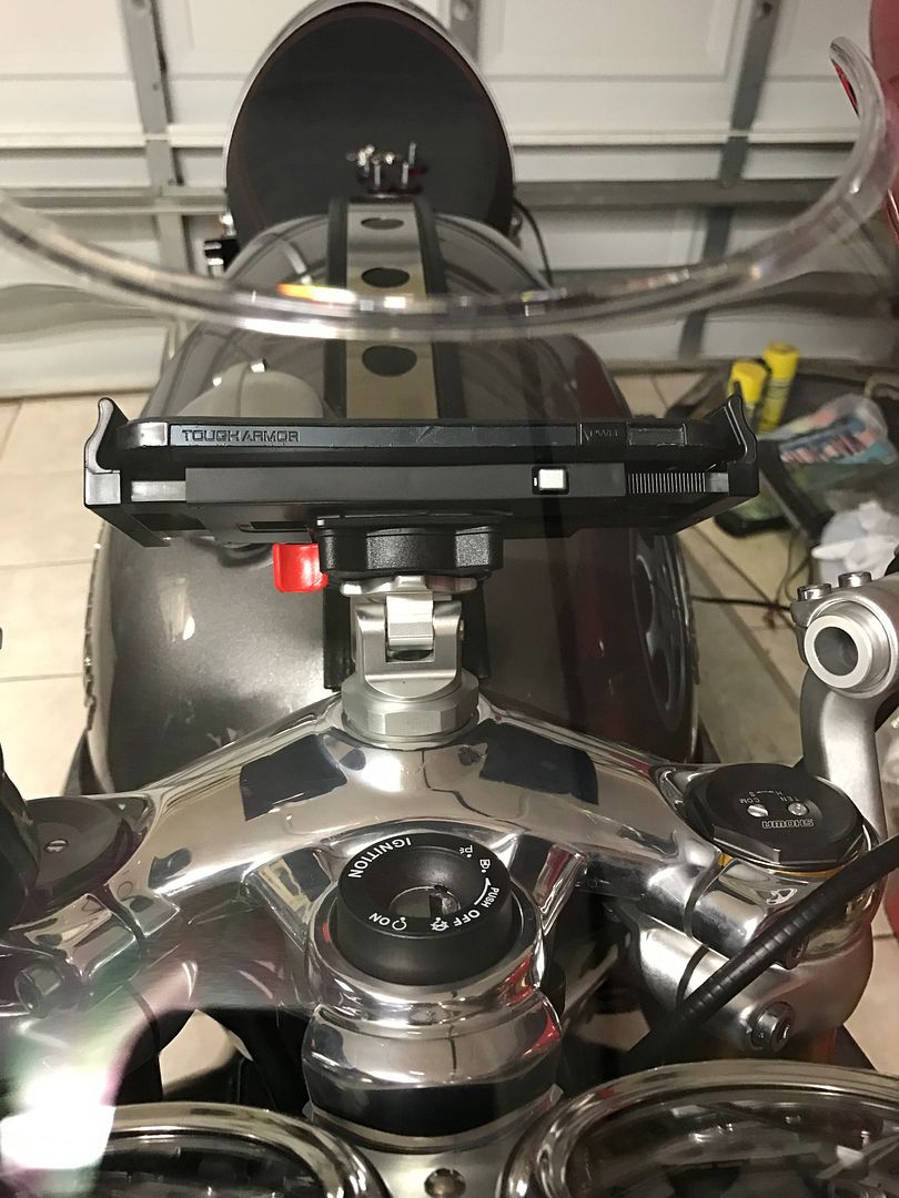 Triumph Phone Holder on Thruxton R | Triumph Rat Motorcycle Forums